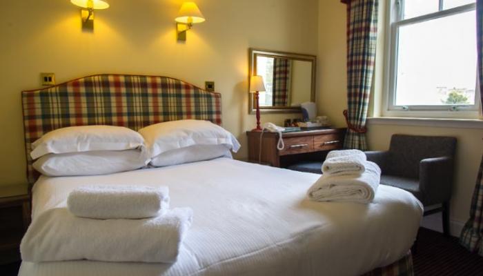 Ardgowan Hotel & Playfair's Restaurant din St Andrews Marea Britanie ...