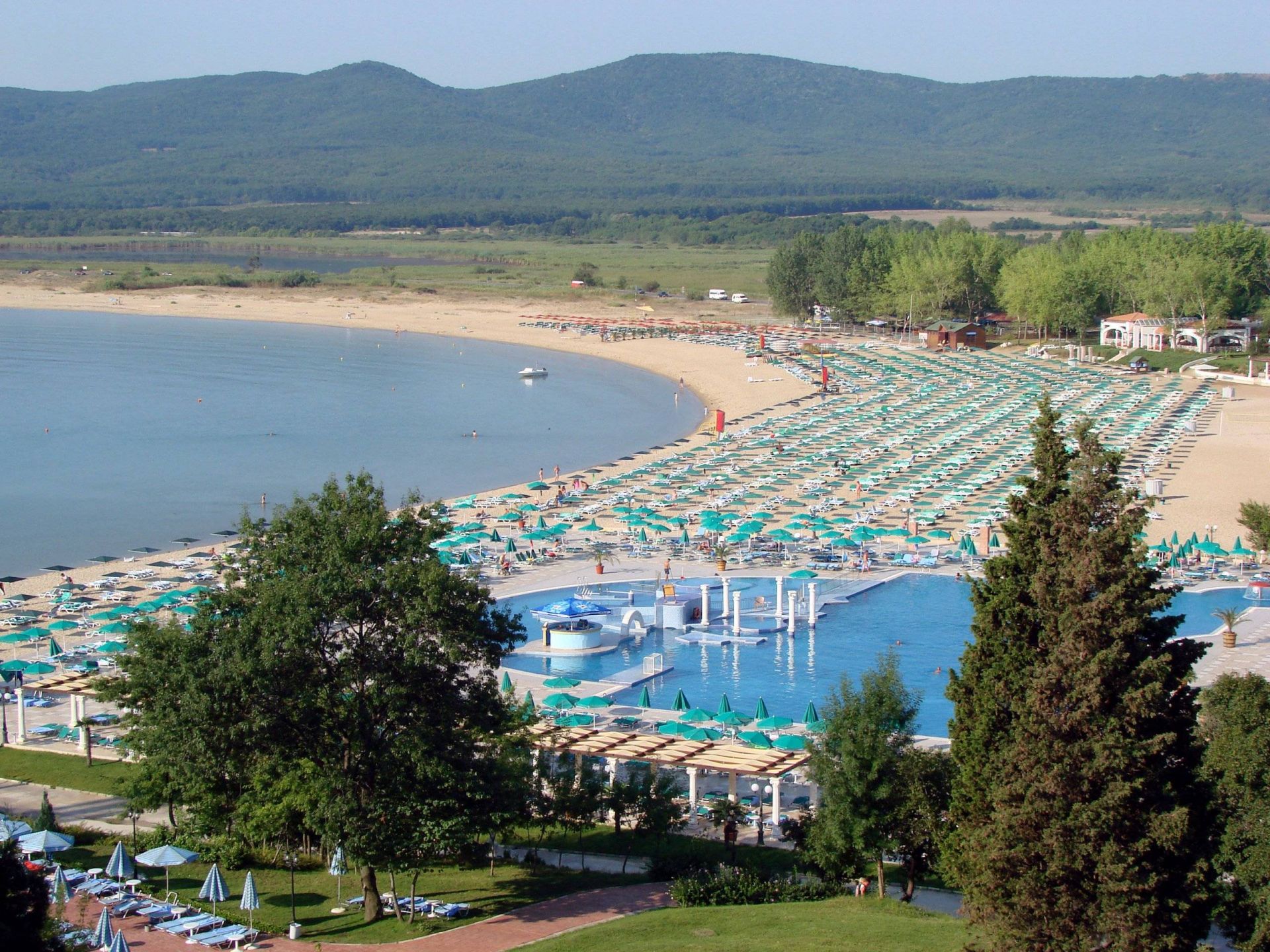 Sunrise All Suites Resort din Obzor Bulgaria travos.ro